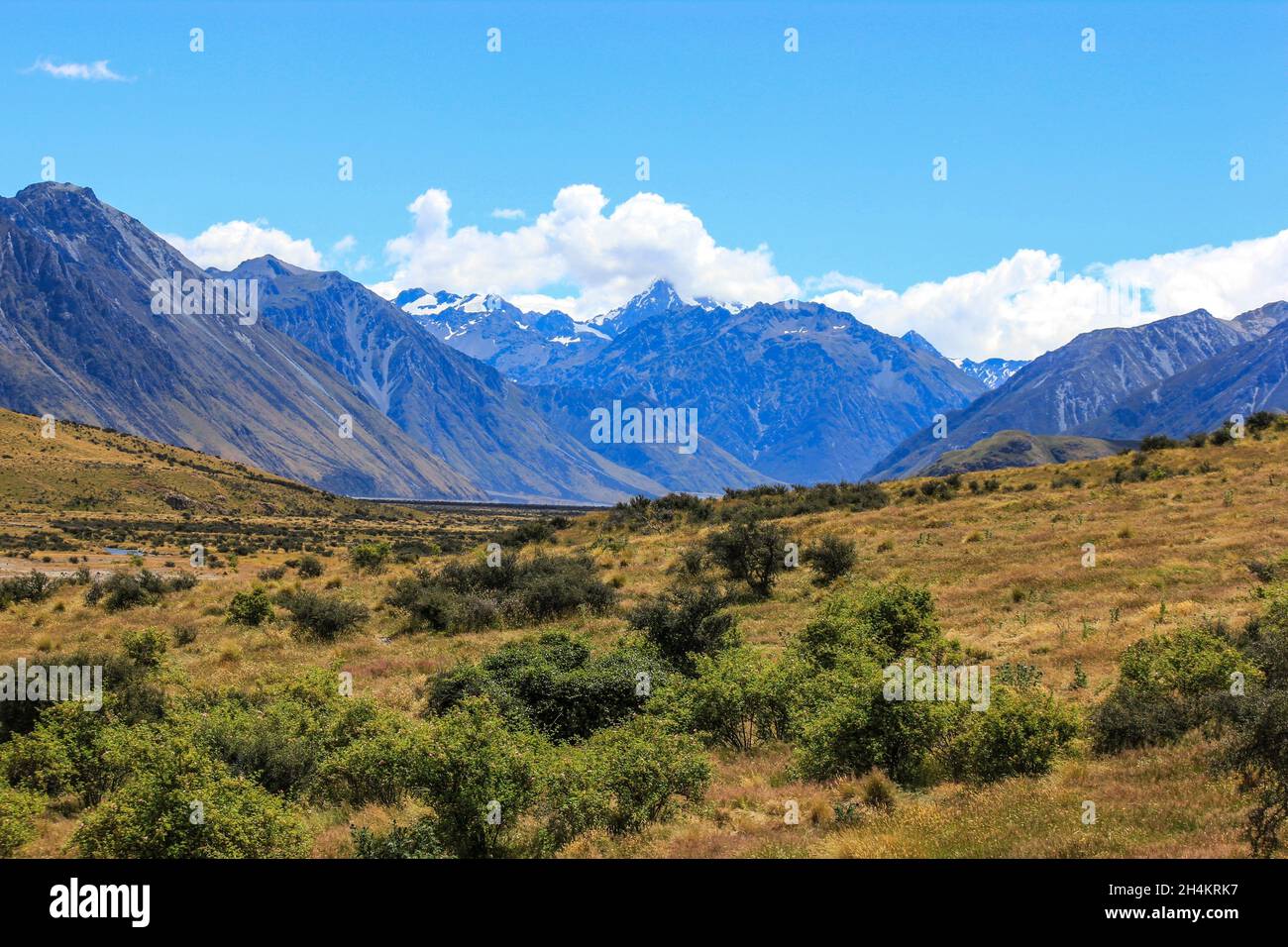 Mt sunday edoras lord of the rings location hi-res stock photography ...