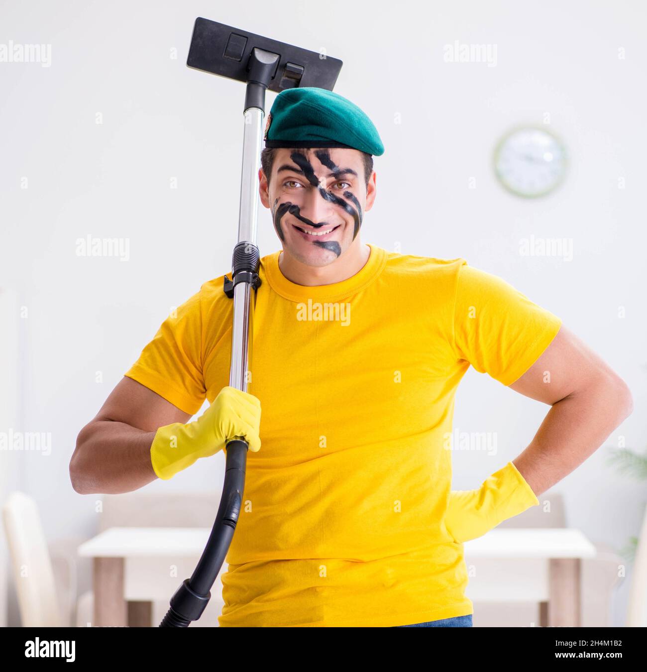 Domestic chores in the military hi-res stock photography and images - Alamy