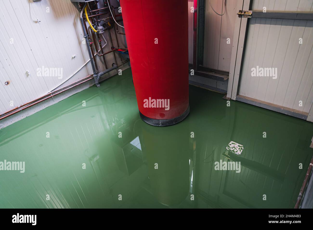 Ground floor garage hi-res stock photography and images - Alamy