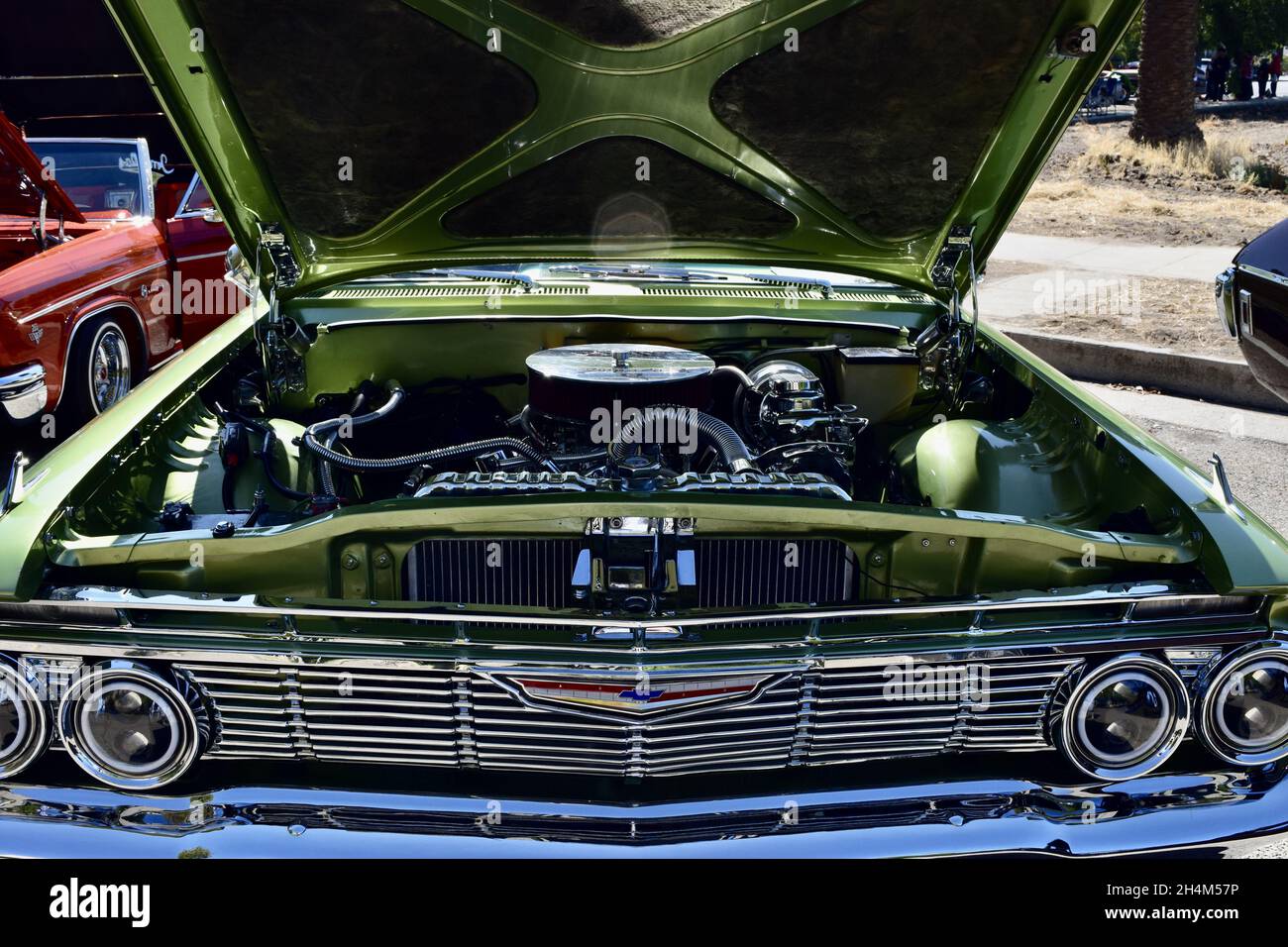 Hood of green impala hi-res stock photography and images - Alamy