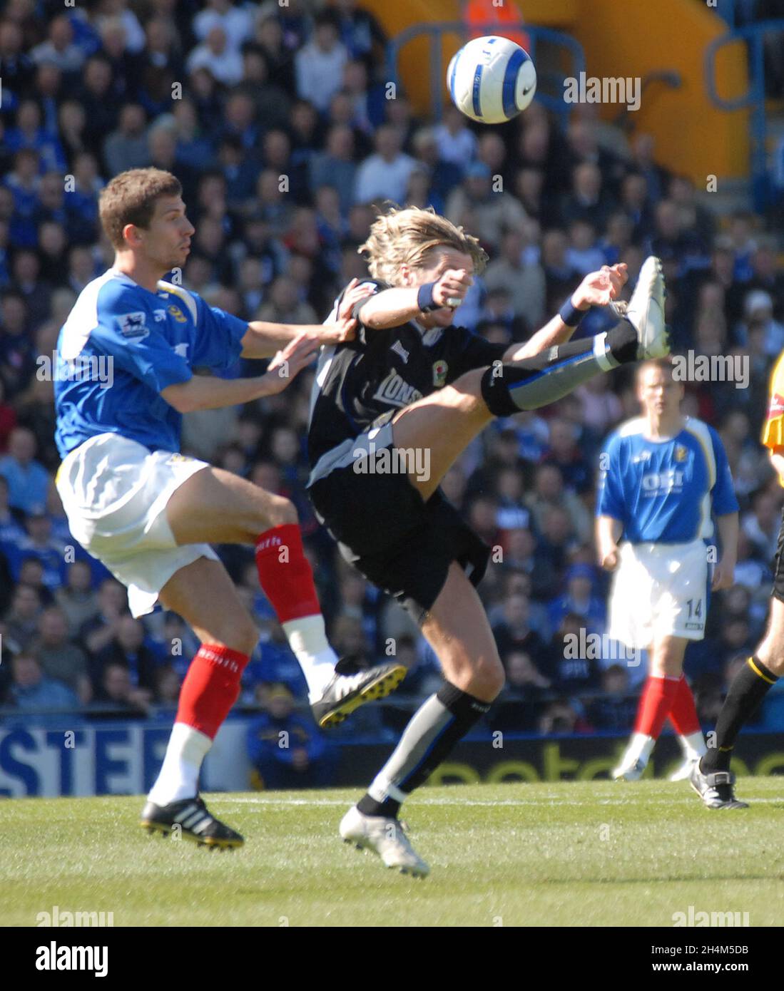 PORTSMOUTH V BLACKBURN MIDFIELD BATTLERS ROBBIE SAVAGE AND GARY O'NEIL ...