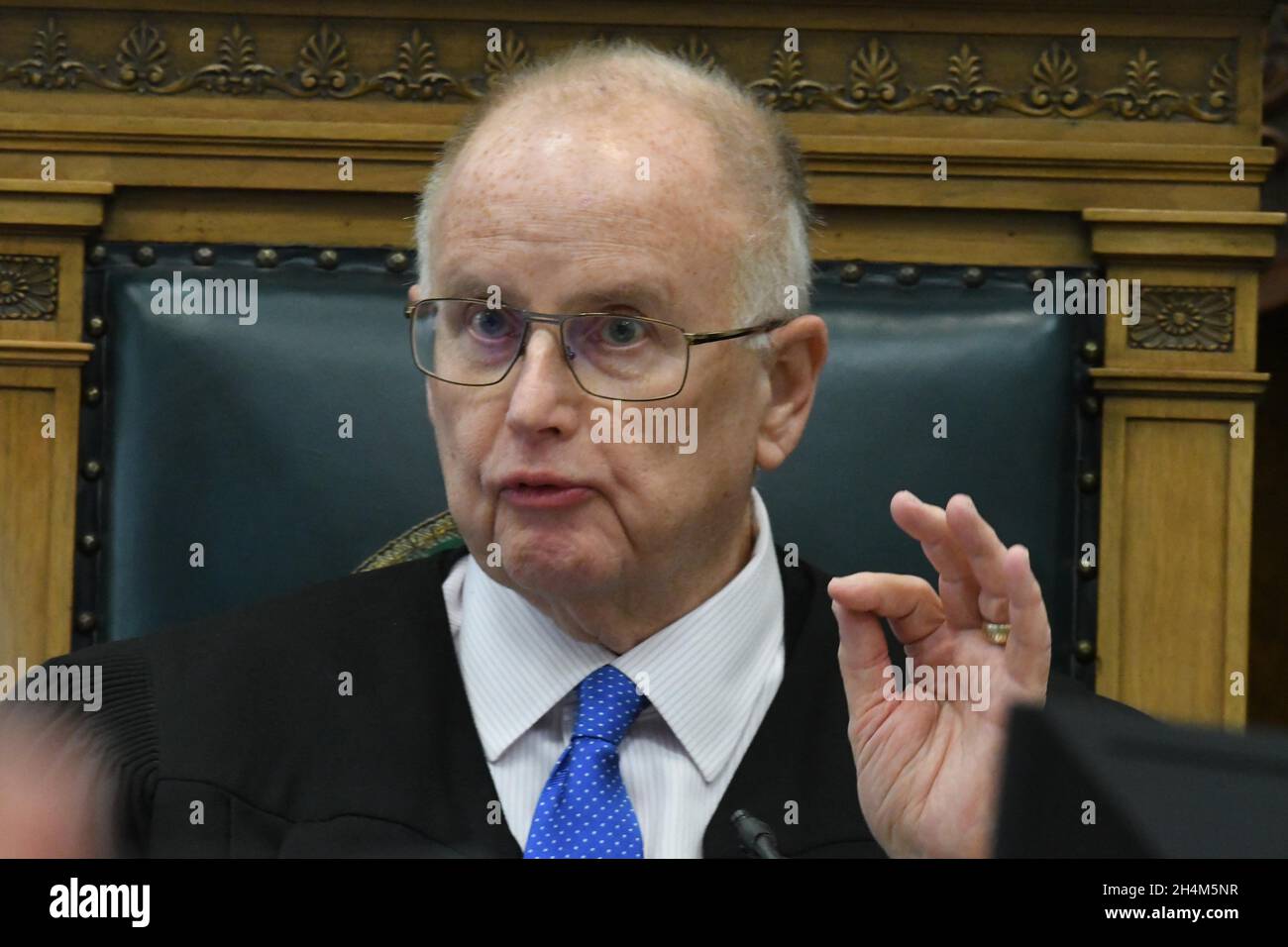 Judge bruce schroeder hi-res stock photography and images - Alamy