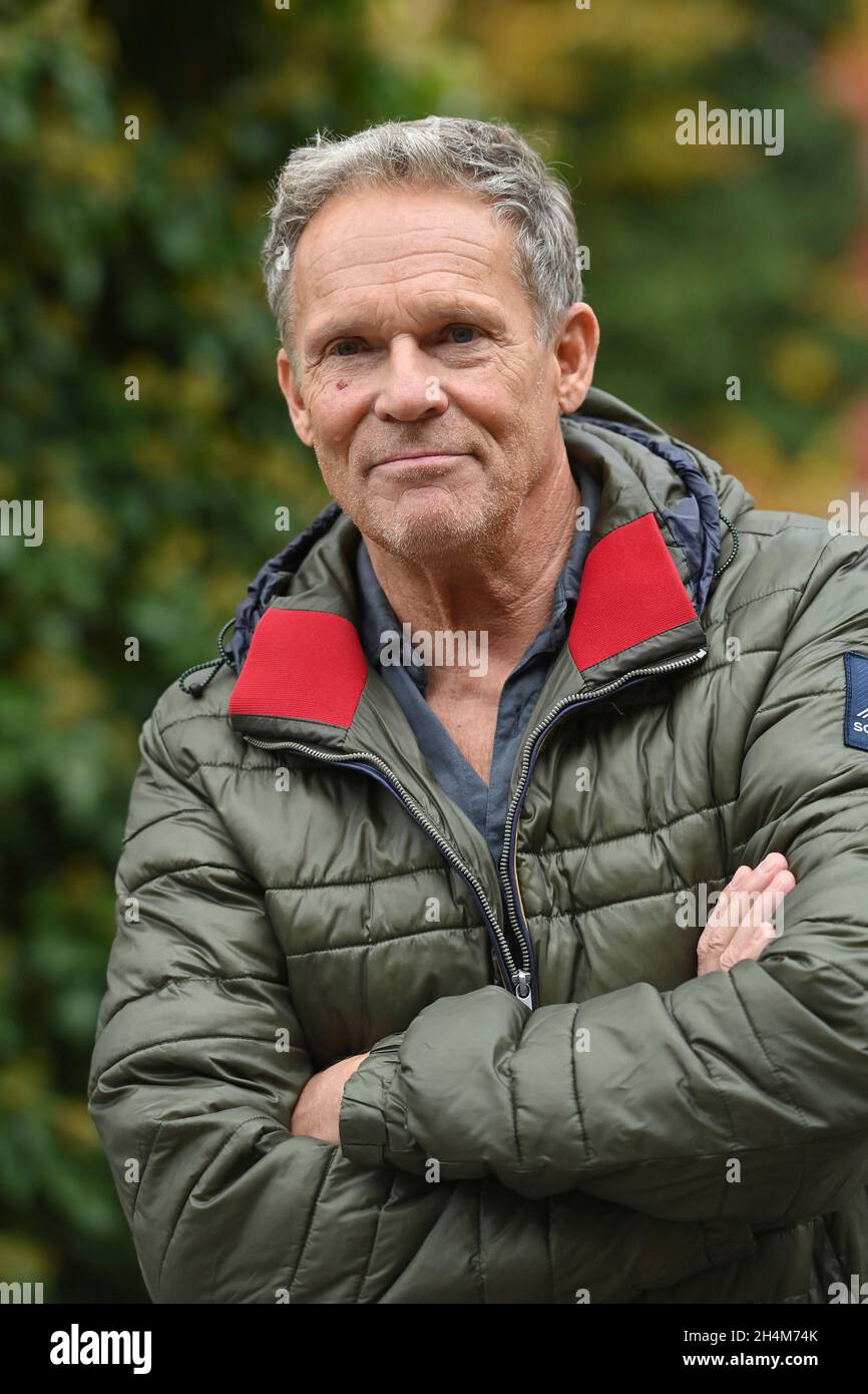 Christian TRAMITZ (actor) is Franz Hubert single image, trimmed single ...