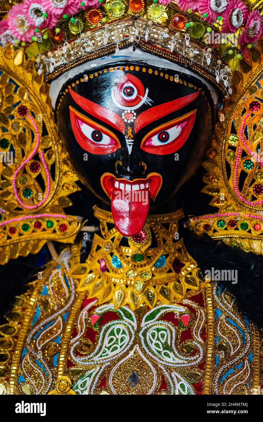 Kalika kolkata hi-res stock photography and images - Alamy