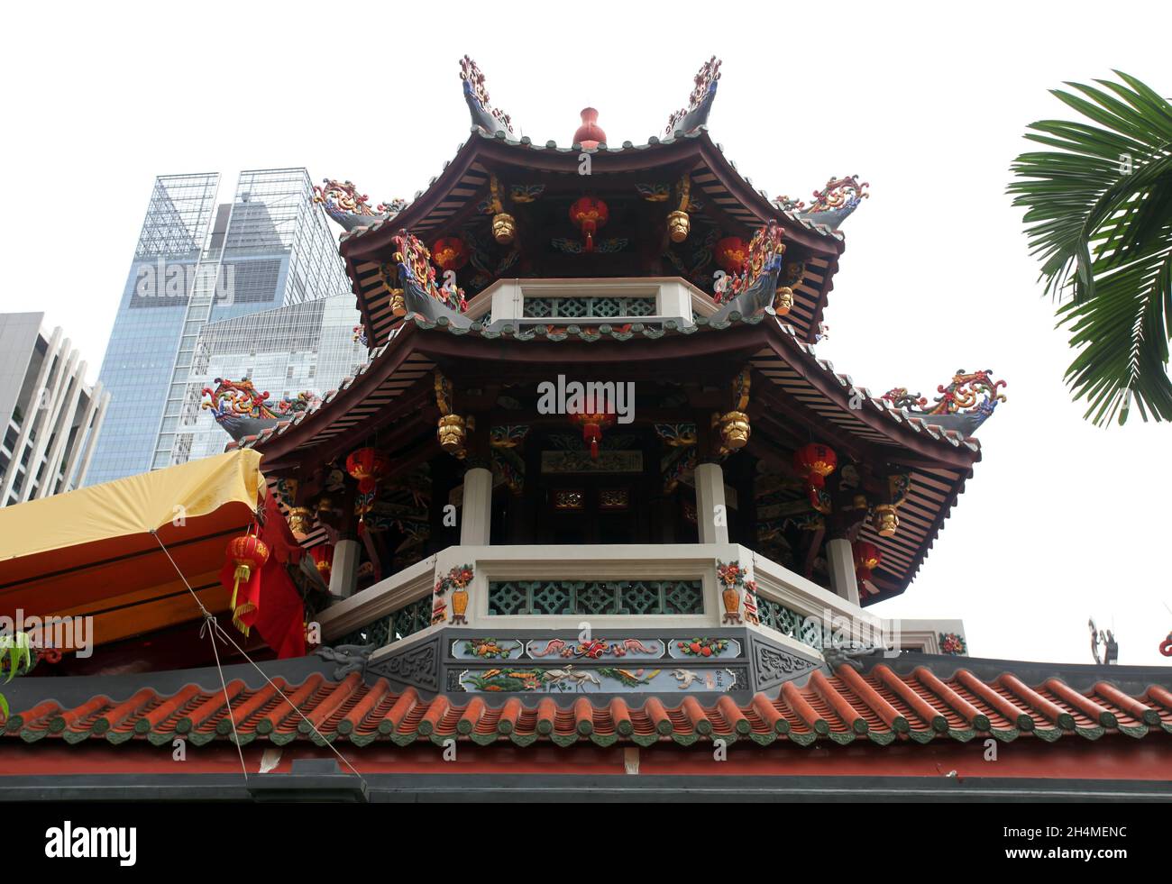 Thian Hock Keng Chinese temple on Telok Ayer Street in Chinatown ...