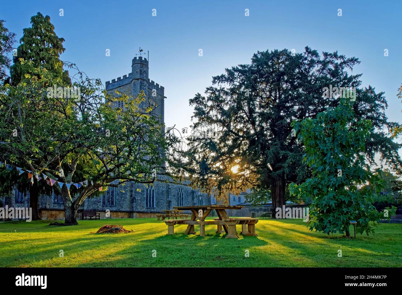 Church axminster england uk hi-res stock photography and images - Alamy