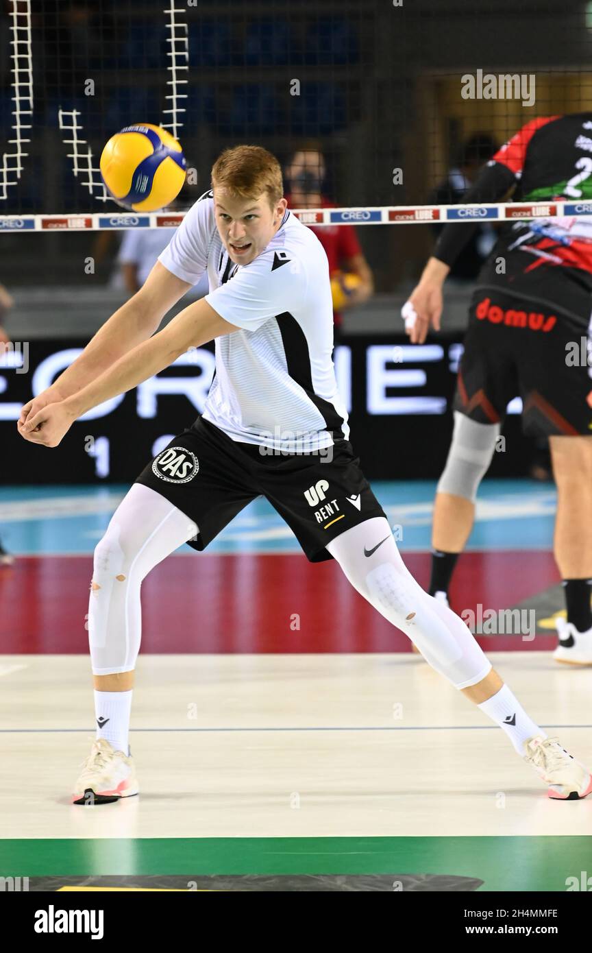 Jensen mads kyed hi-res stock photography and images - Alamy