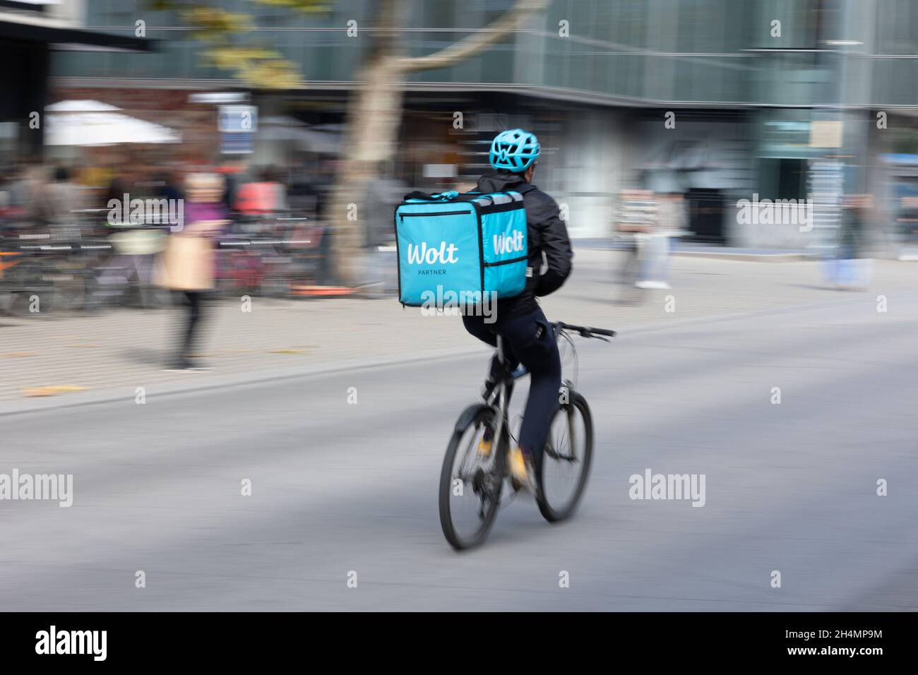 Virtual supermarkets hi-res stock photography and images - Alamy