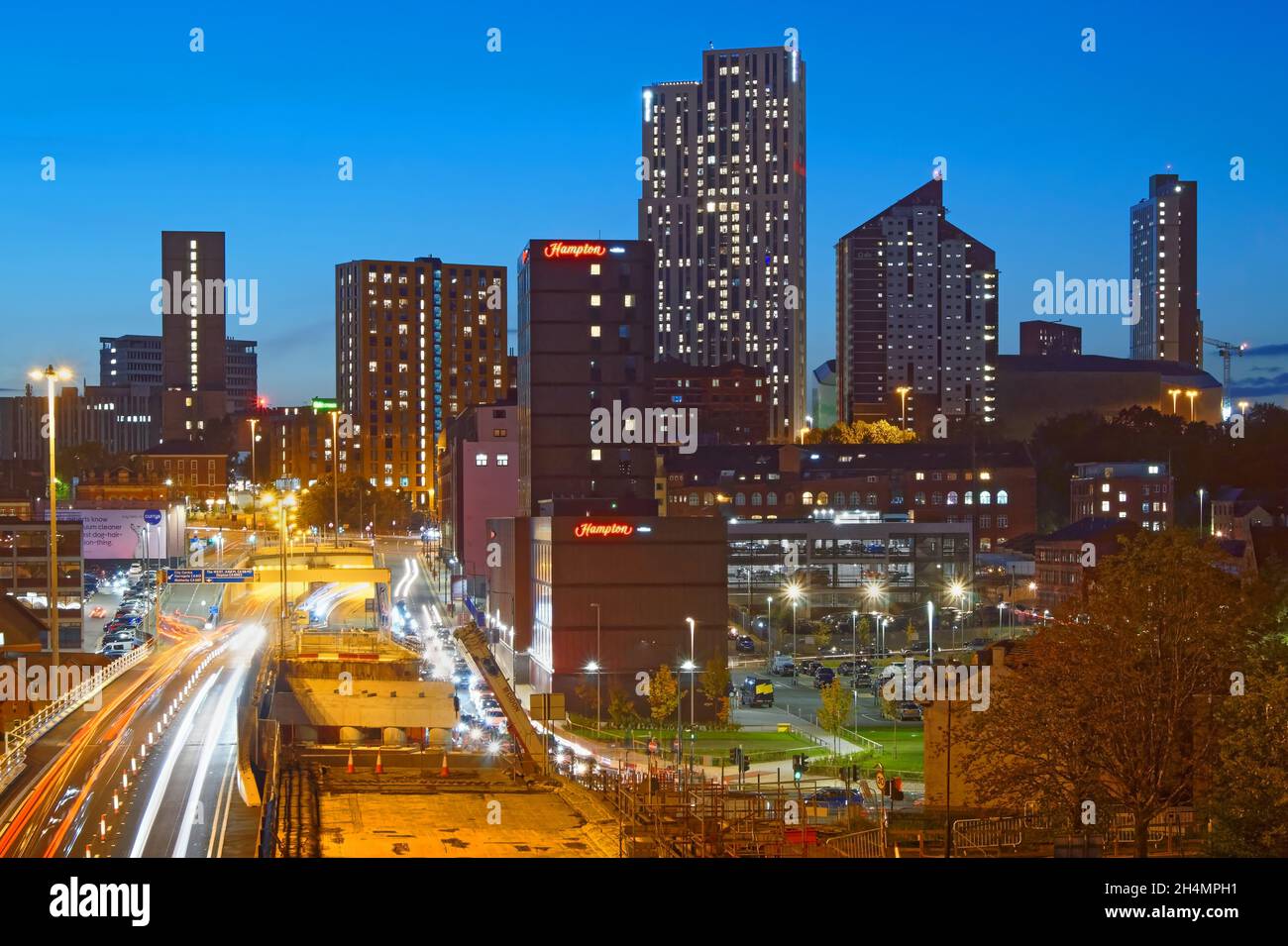 Leeds first skyscraper hi-res stock photography and images - Alamy