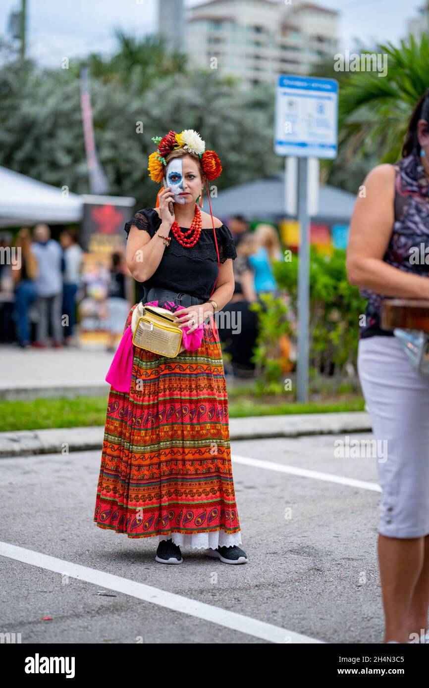 Dio los muertos hi-res stock photography and images - Alamy