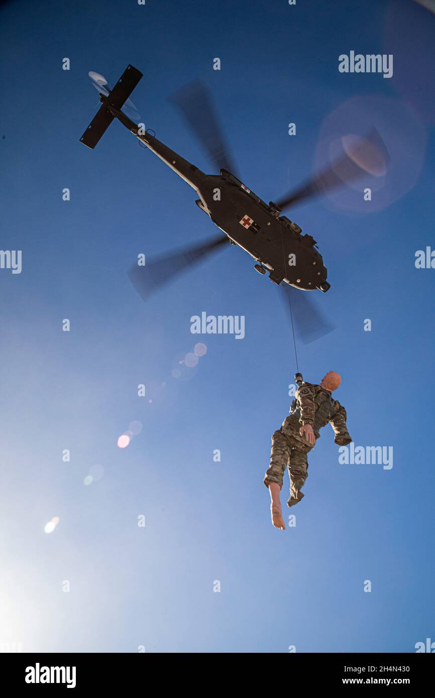 U.S. Army soldiers assigned to the 82nd Airborne Division conduct a ...