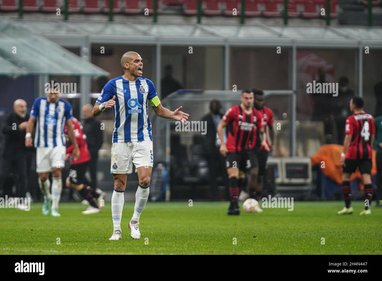 Pepe (FC Porto) during the UEFA Champions League, Group B football ...
