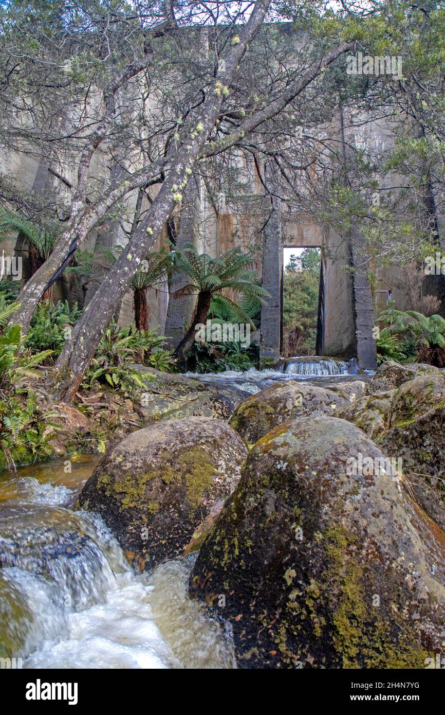 Mount Paris Dam Stock Photo - Alamy