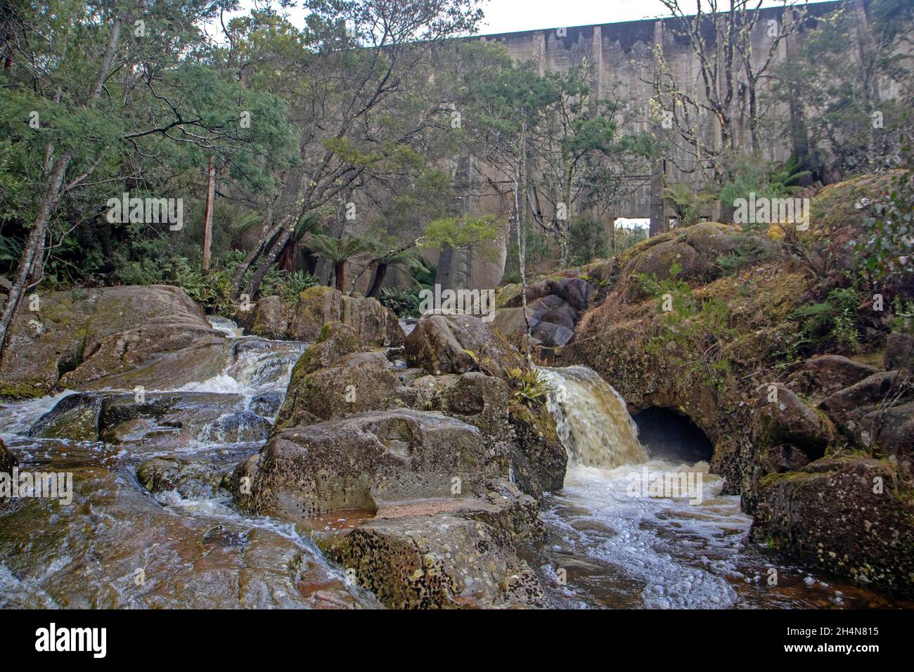 Mount Paris Dam Stock Photo - Alamy