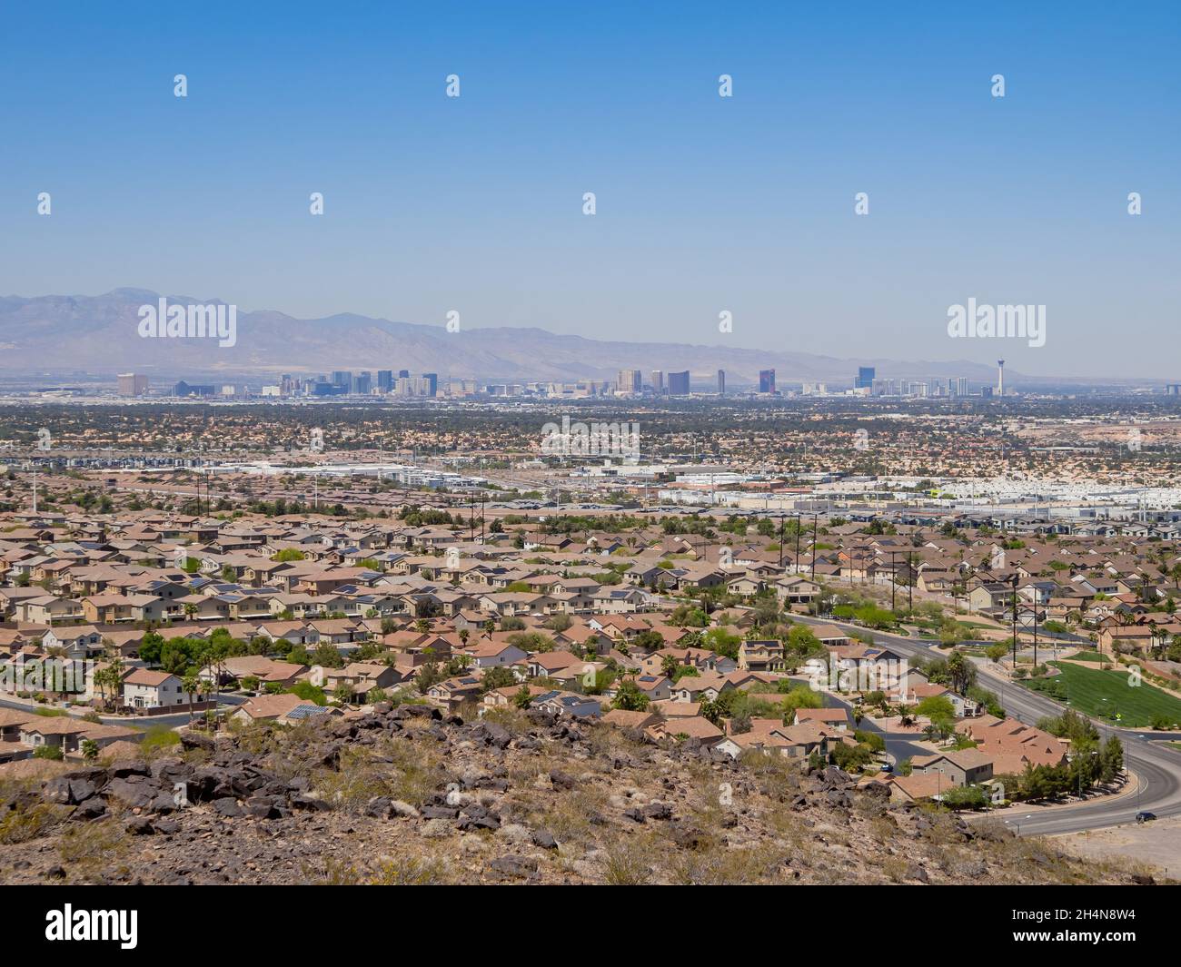 Henderson nevada skyline hi-res stock photography and images - Alamy