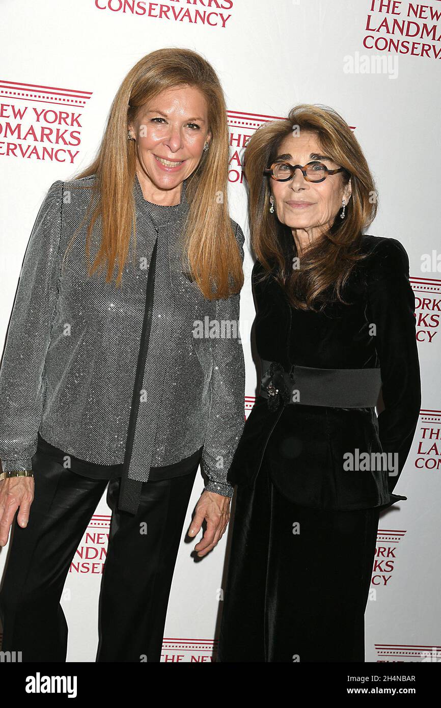 Connie Wishner and Carol Strauss attends the Landmarks Conservancy 2021 ...