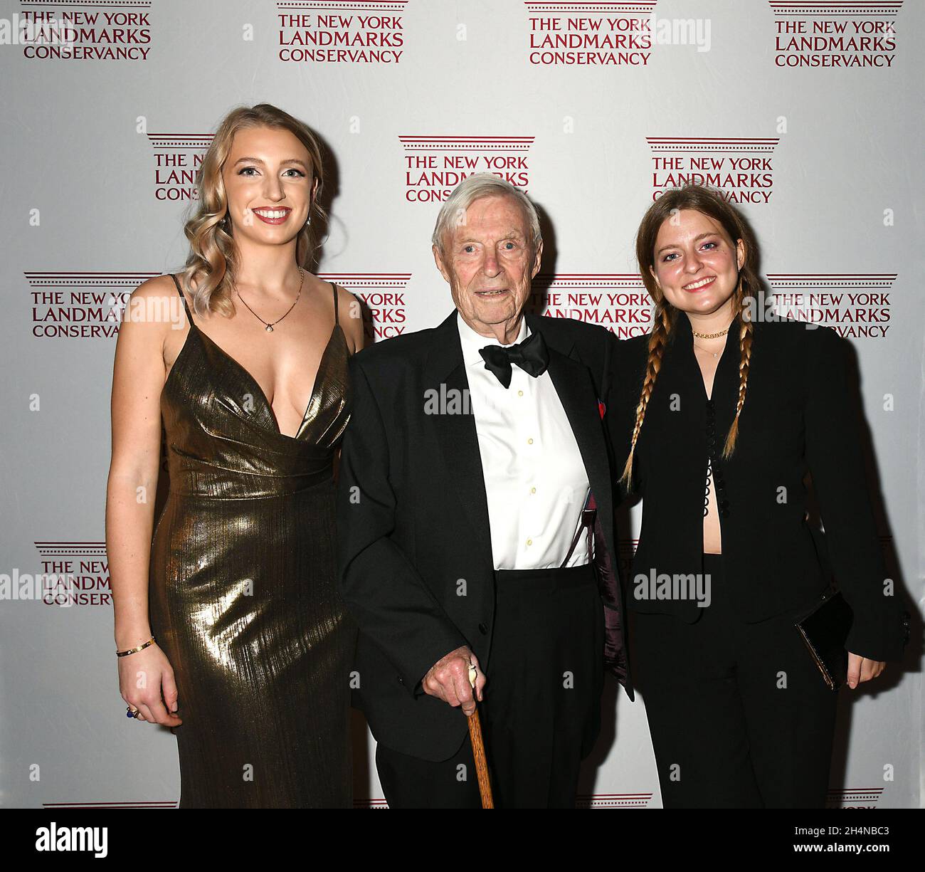 Gilbert C Maurer and granddaughters Helena Maurer & Ashley Hutchison ...