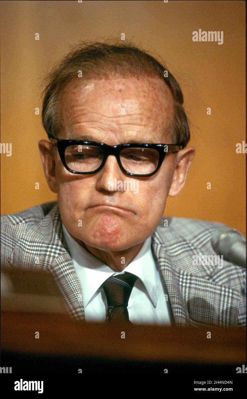 Proxmire hi-res stock photography and images - Alamy