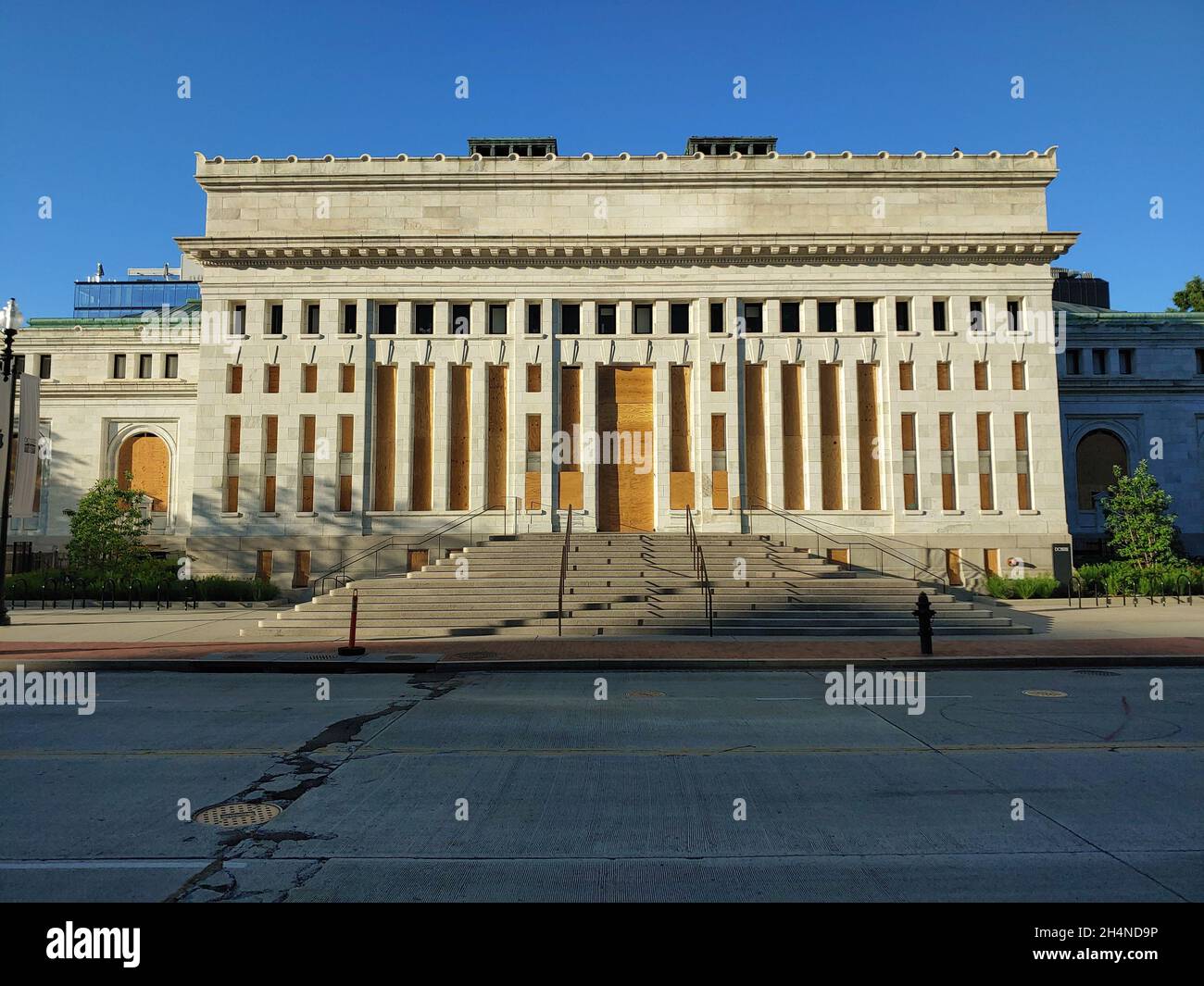 Blm symbol hi-res stock photography and images - Alamy