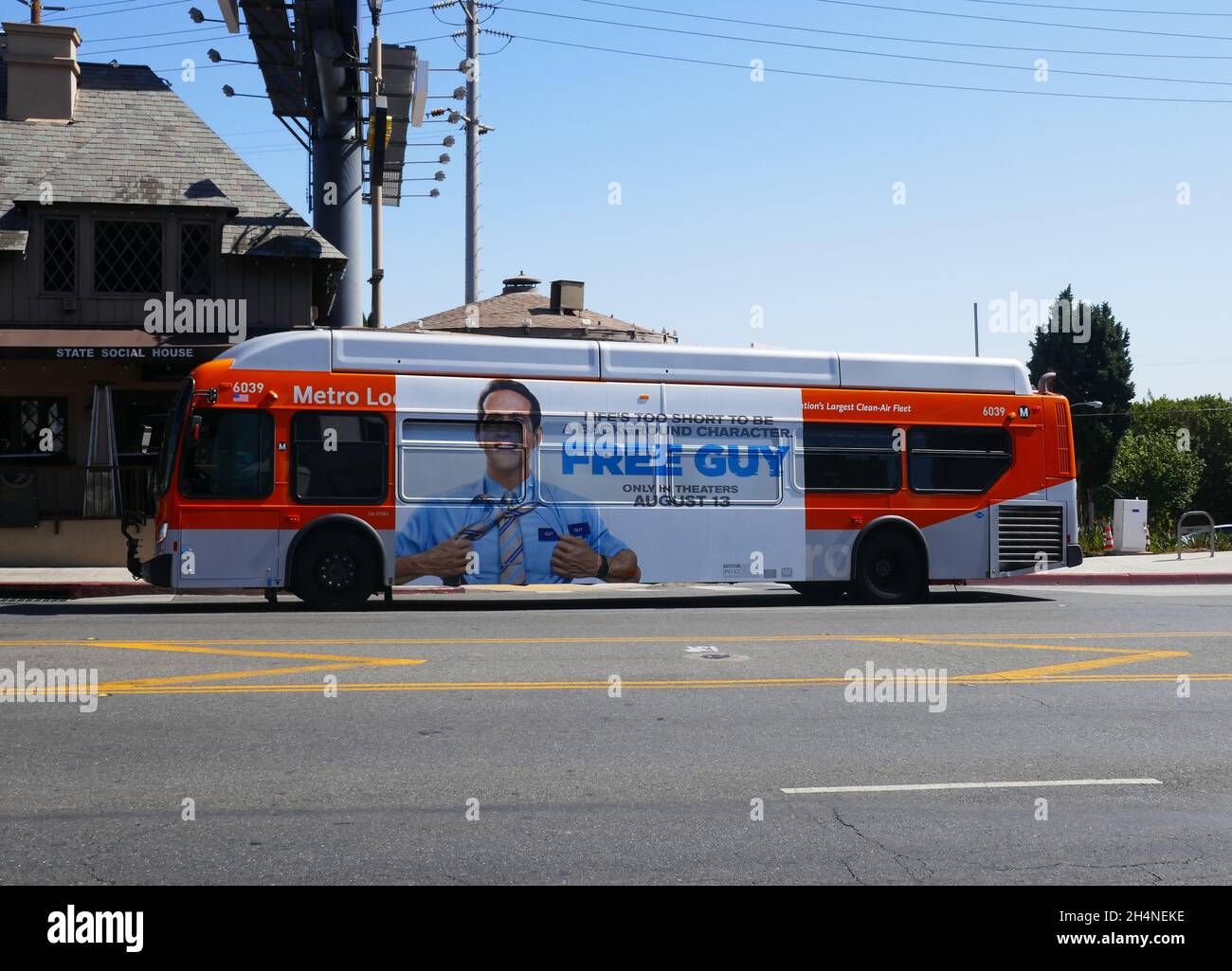 Ryan bus hi-res stock photography and images - Alamy
