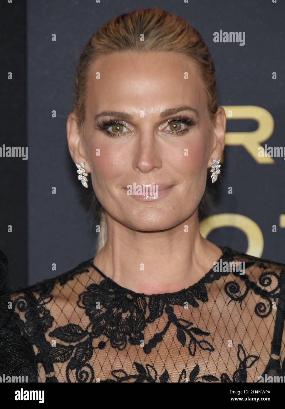 Los Angeles, USA. 03rd Nov, 2021. Molly Sims arrives at the Netflix's ...
