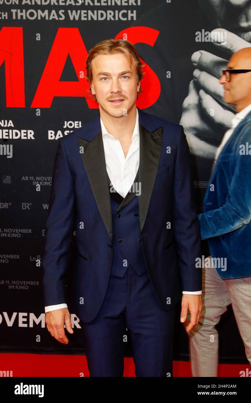 Berlin, Germany. 03rd Nov, 2021. Albrecht Schuch comes to the Berlin ...