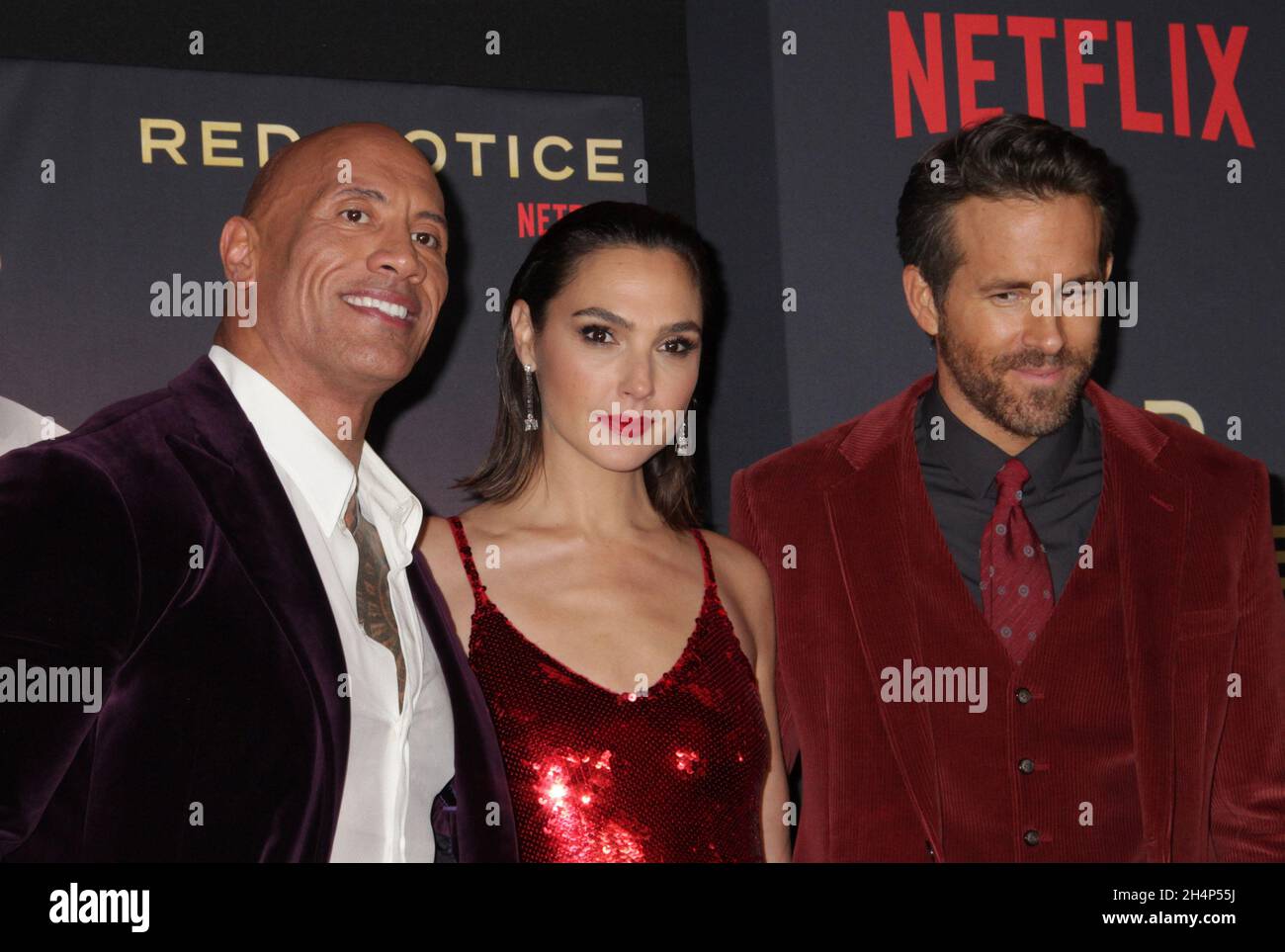 Los Angeles, USA. 03rd Nov, 2021. Dwayne Johnson, Gal Gadot, Ryan ...