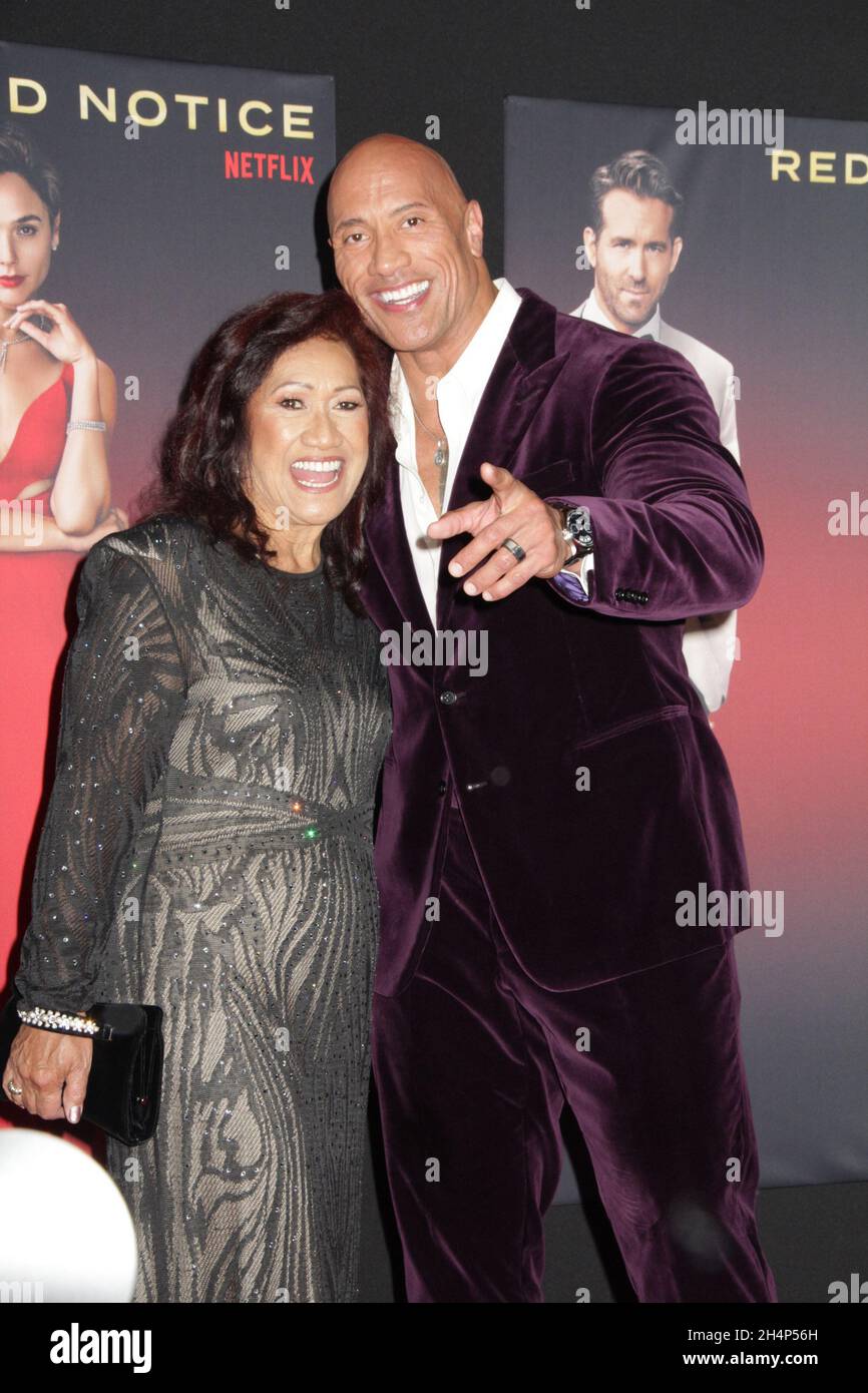 Los Angeles, USA. 03rd Nov, 2021. Ata Johnson, Dwayne Johnson 11/03 ...