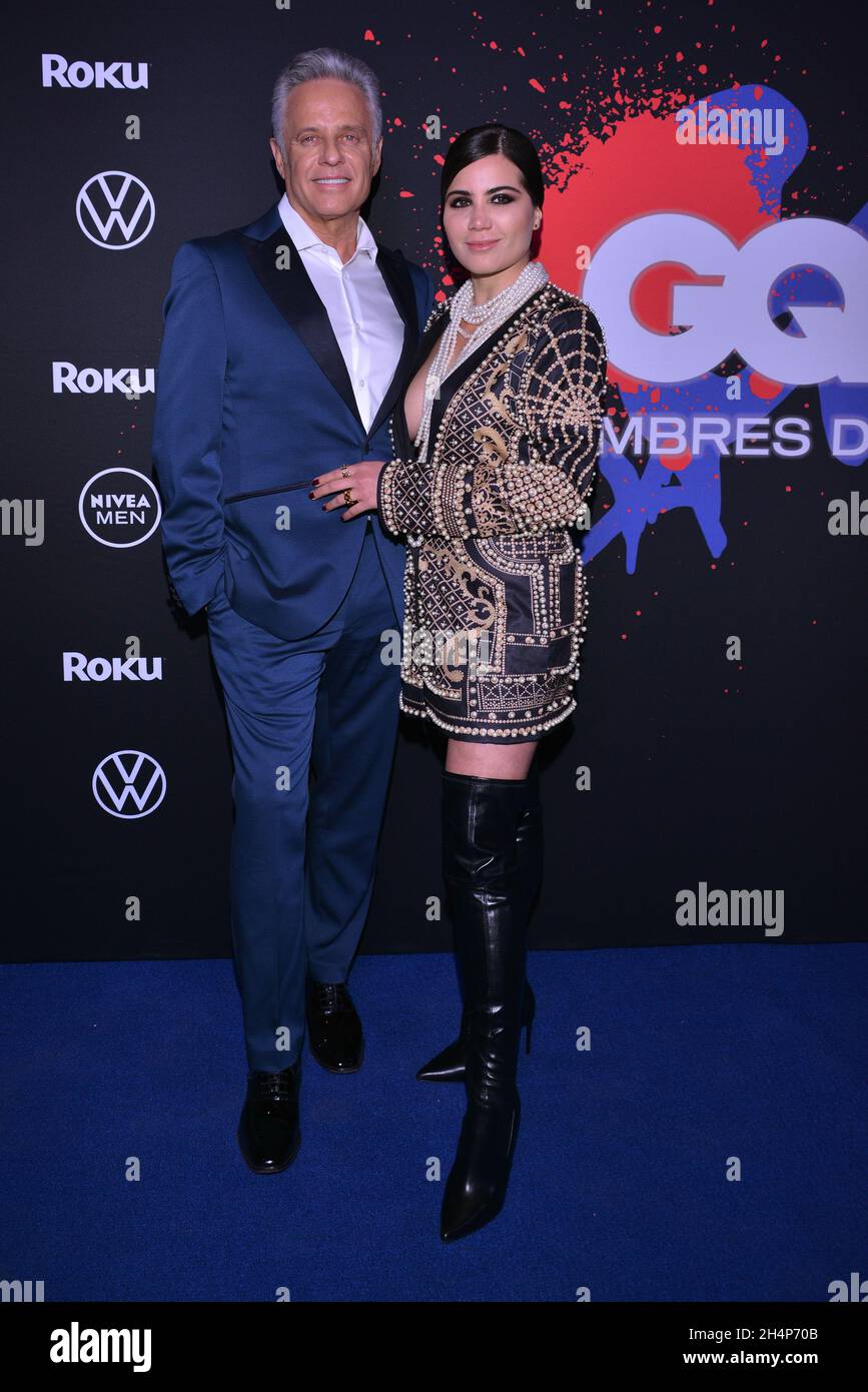 Mexico City, Mexico. 03rd Nov, 2021. Alexis Ayala and Cinthia Aparicio ...