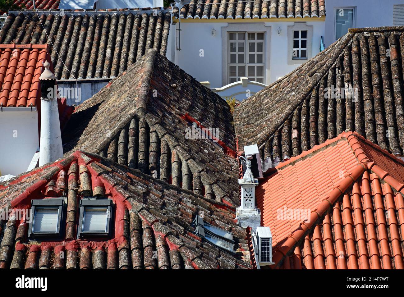 Portuguese house rooftops hi-res stock photography and images - Alamy