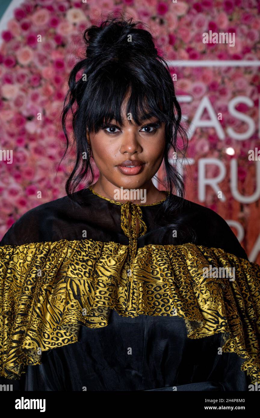 Precious lee model hi-res stock photography and images - Alamy