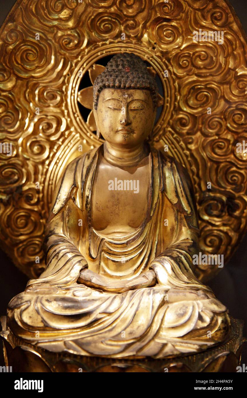 This sitting Buddha in Oxford's Ashmolean Museum was created in Japan ...