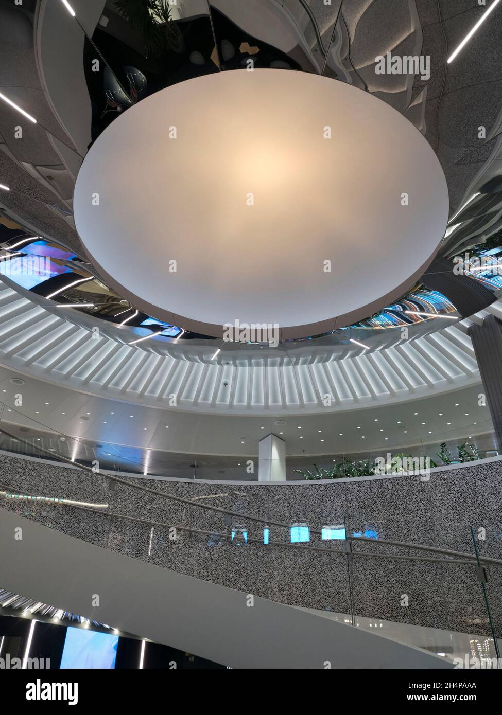 Deck lighting with steps hi-res stock photography and images - Alamy