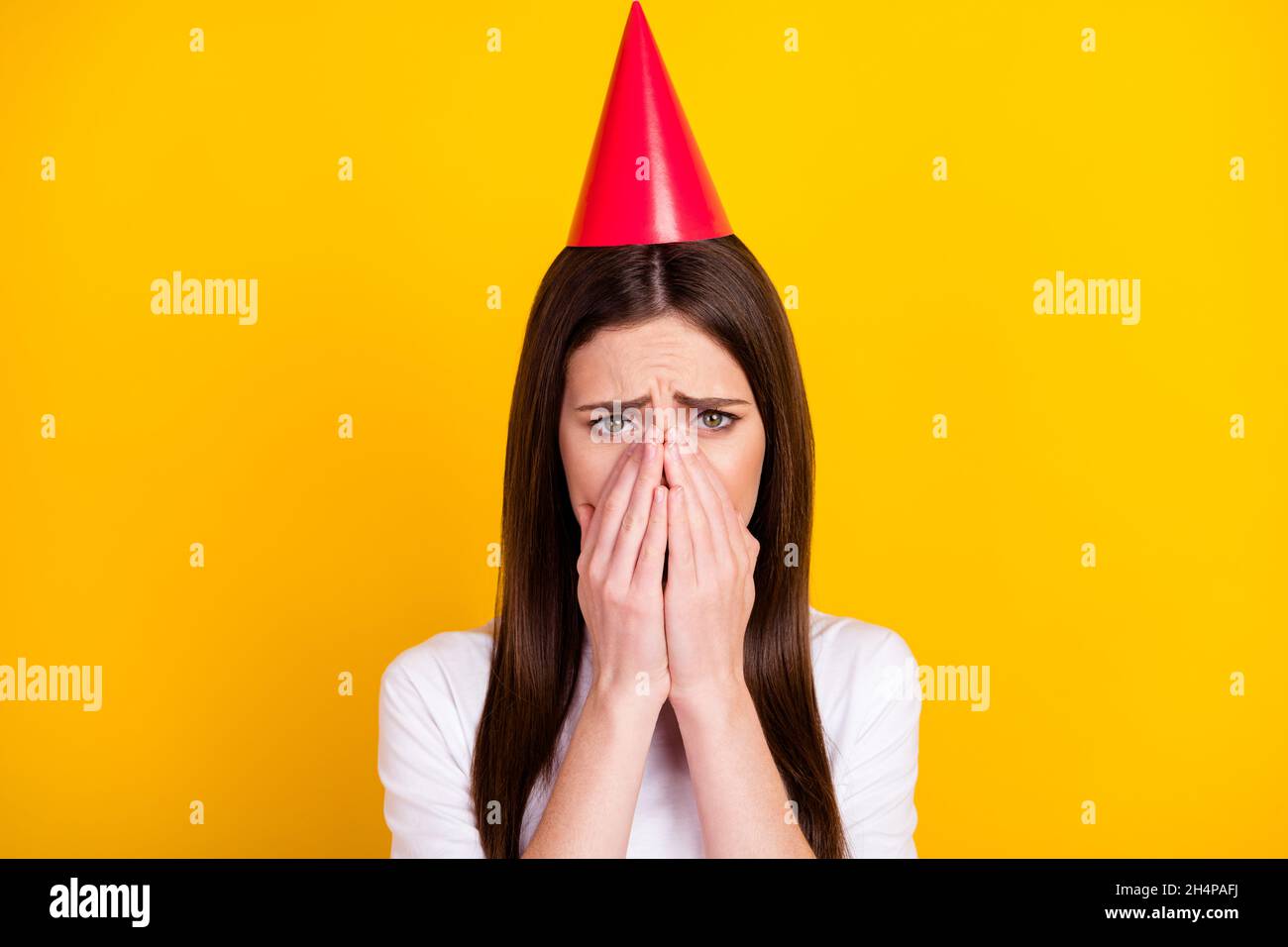 Photo of young unhappy upset lonely stressed depressed girl crying on ...