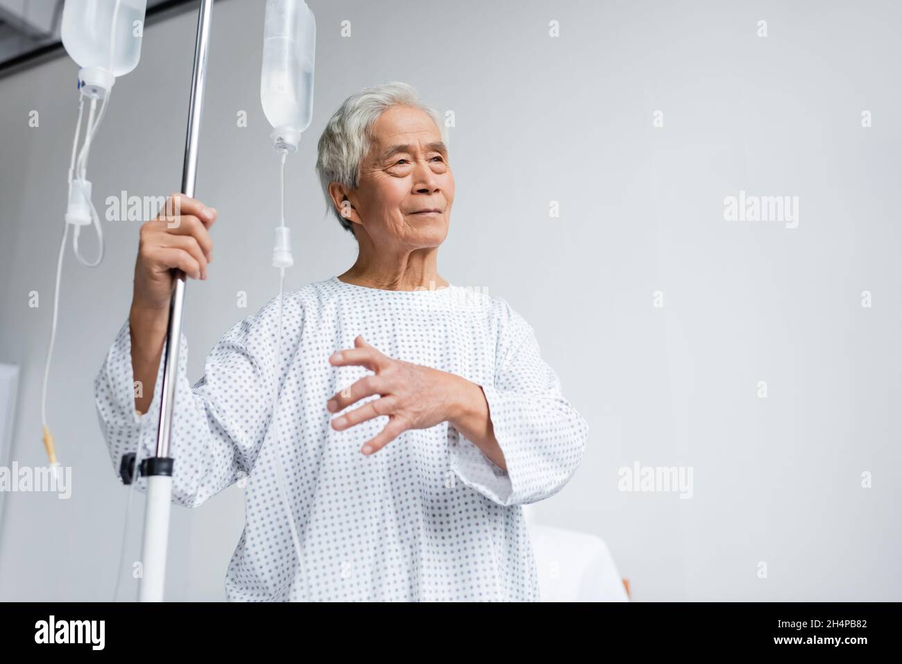 Intravenous therapy hi-res stock photography and images - Alamy