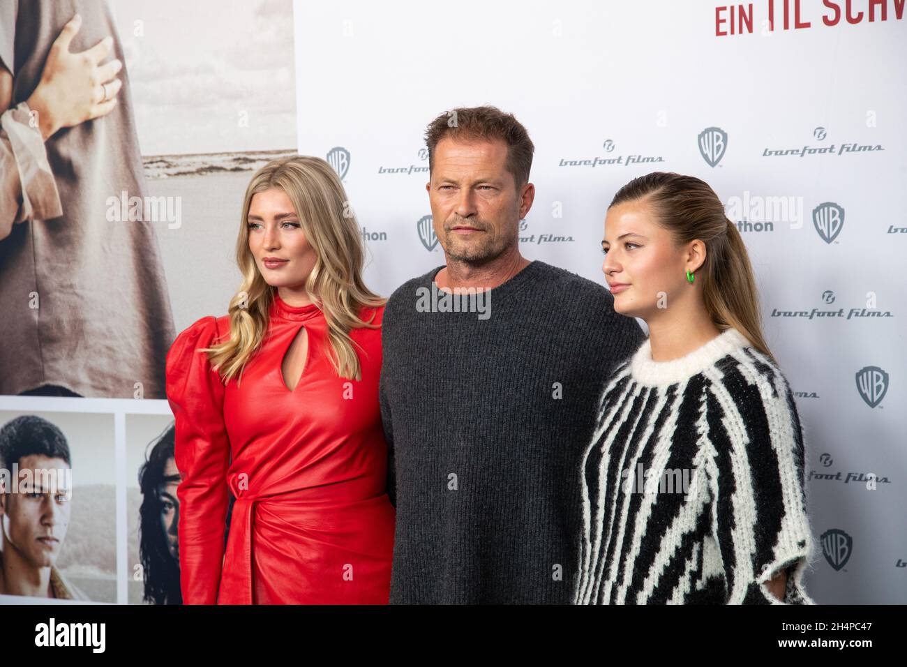 Tochter Luna Schweiger, Til Schweiger mit seiner Tochter Emma Schweiger ...
