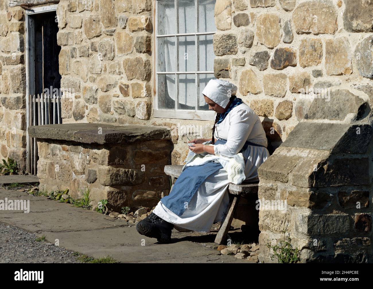 1820s woman hi-res stock photography and images - Alamy
