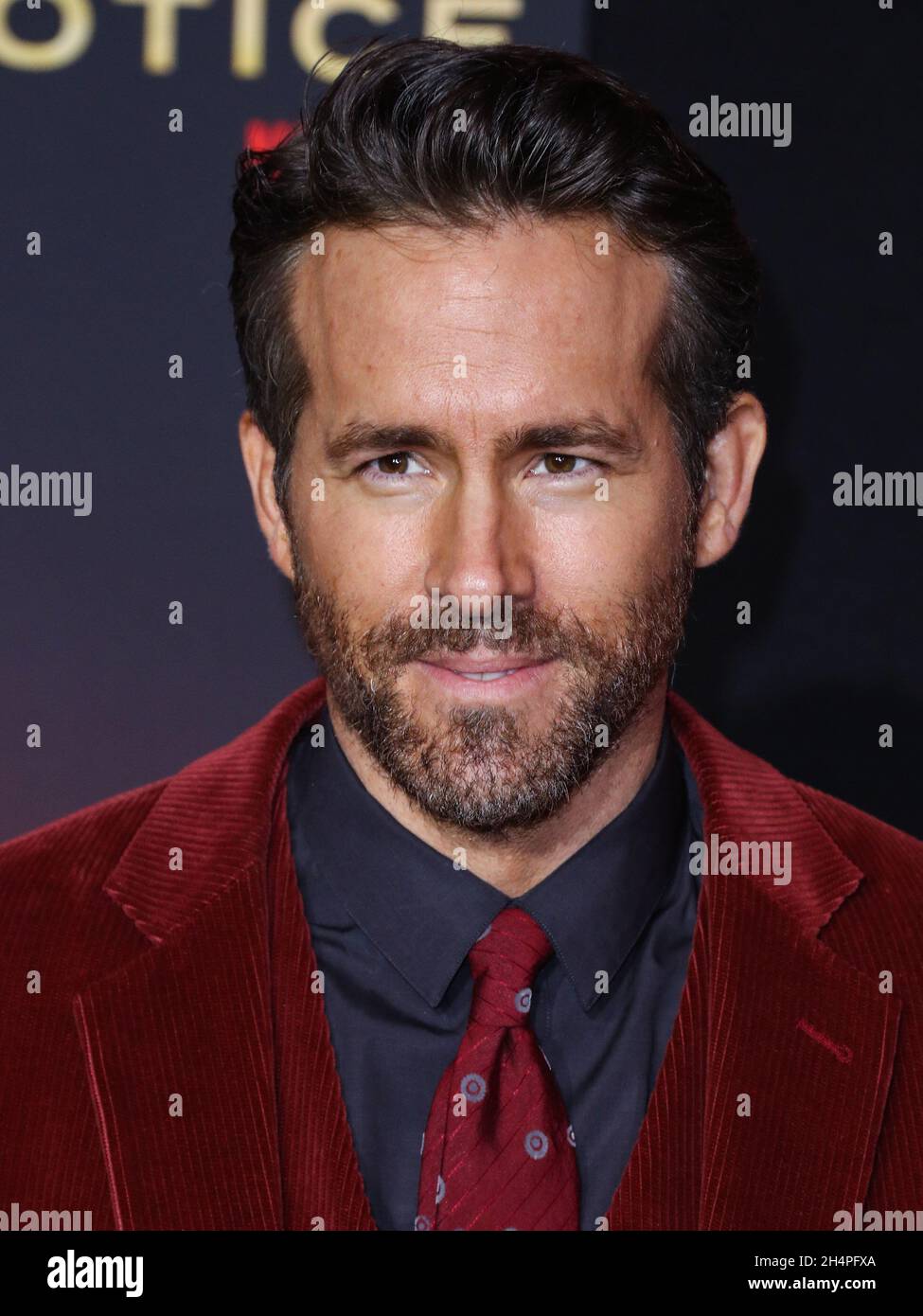 LOS ANGELES, CALIFORNIA, USA - NOVEMBER 04: Actor Ryan Reynolds arrives ...