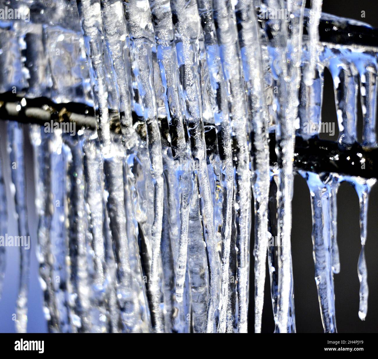 Icicles transparent set hi-res stock photography and images - Alamy