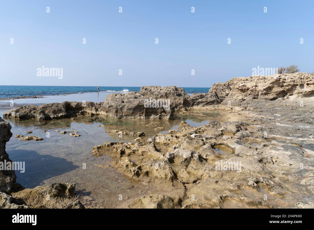 Tel Dor National Site An ancient port on Dor Beach Stock Photo - Alamy