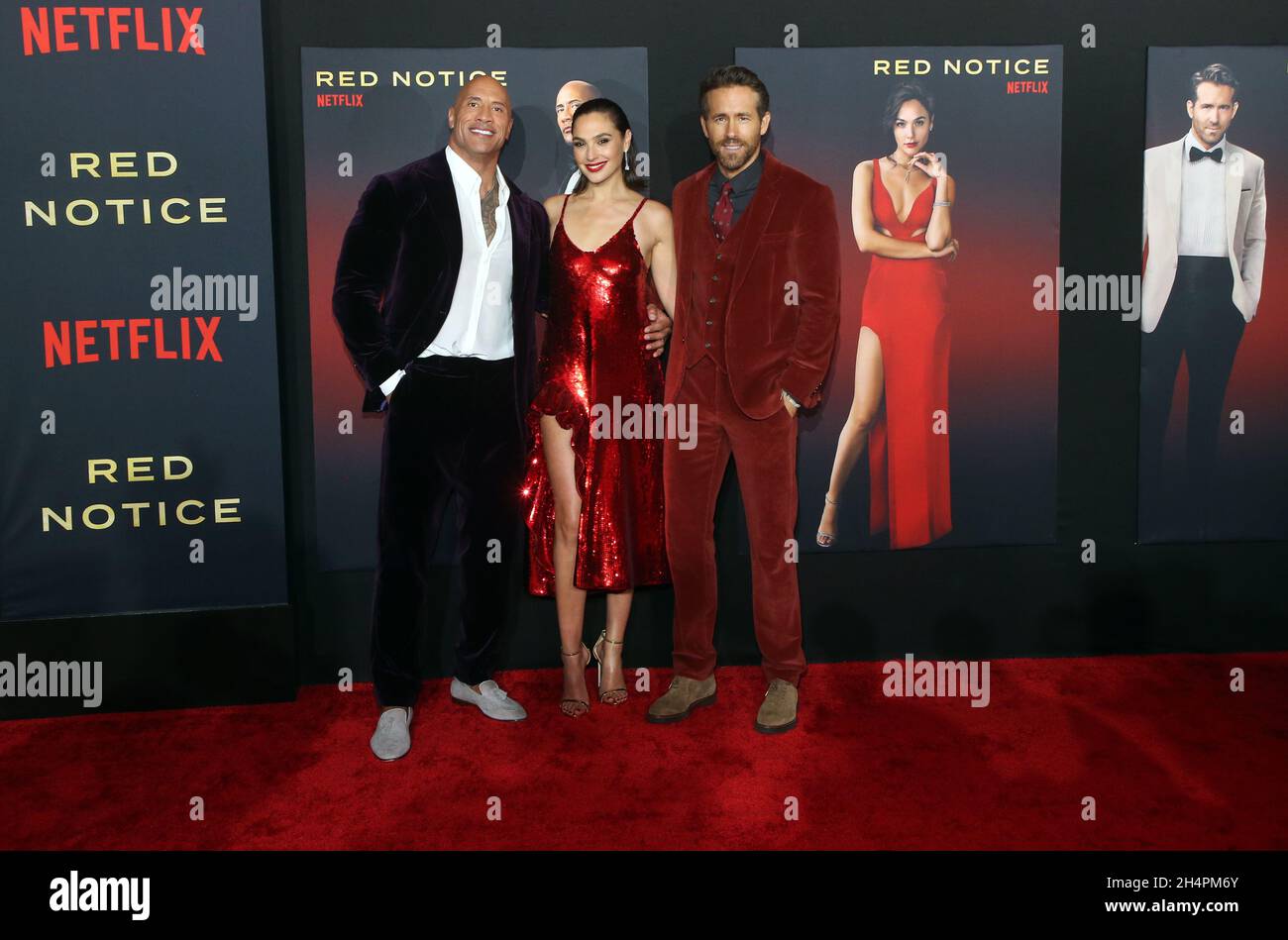 Los Angeles, Ca. 3rd Nov, 2021. Dwayne Johnson, Gal Gadot, Ryan ...