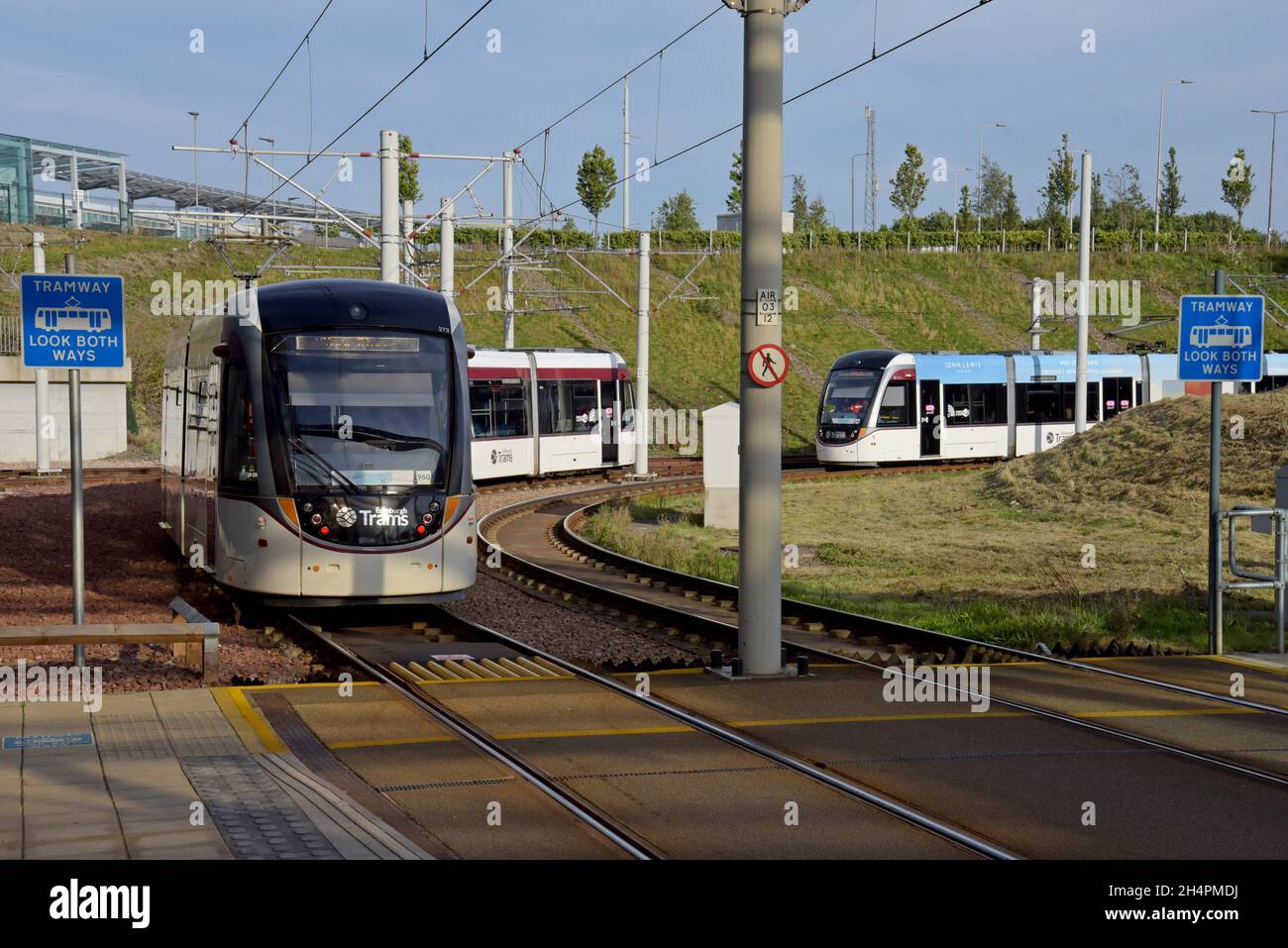 Edionburgh trams arriving and departing at the Edinburgh Gateway ...