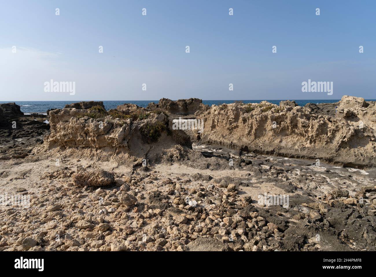 Tel Dor National Site An ancient port on Dor Beach Stock Photo - Alamy