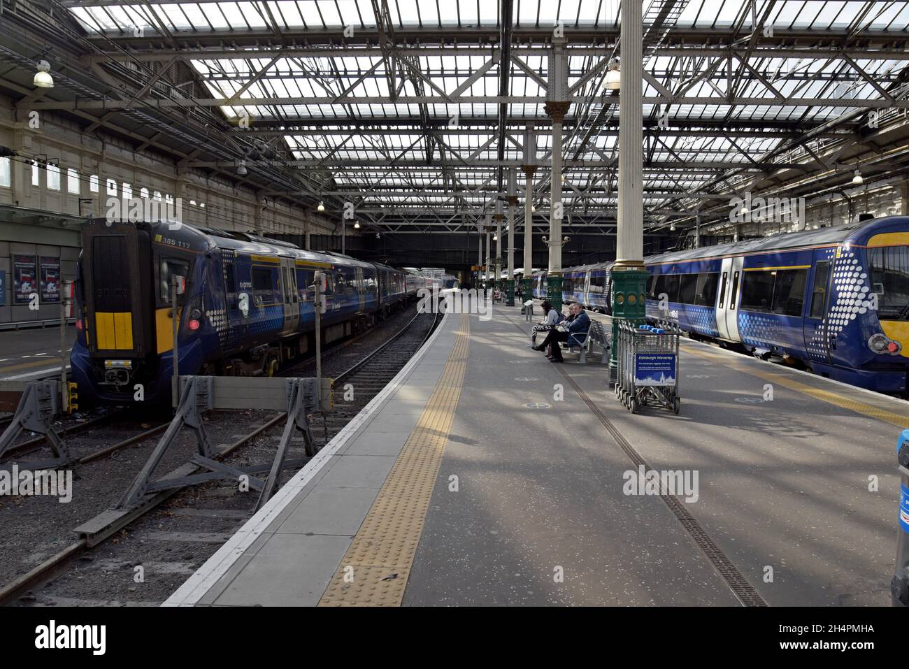 Class 385 hi-res stock photography and images - Alamy