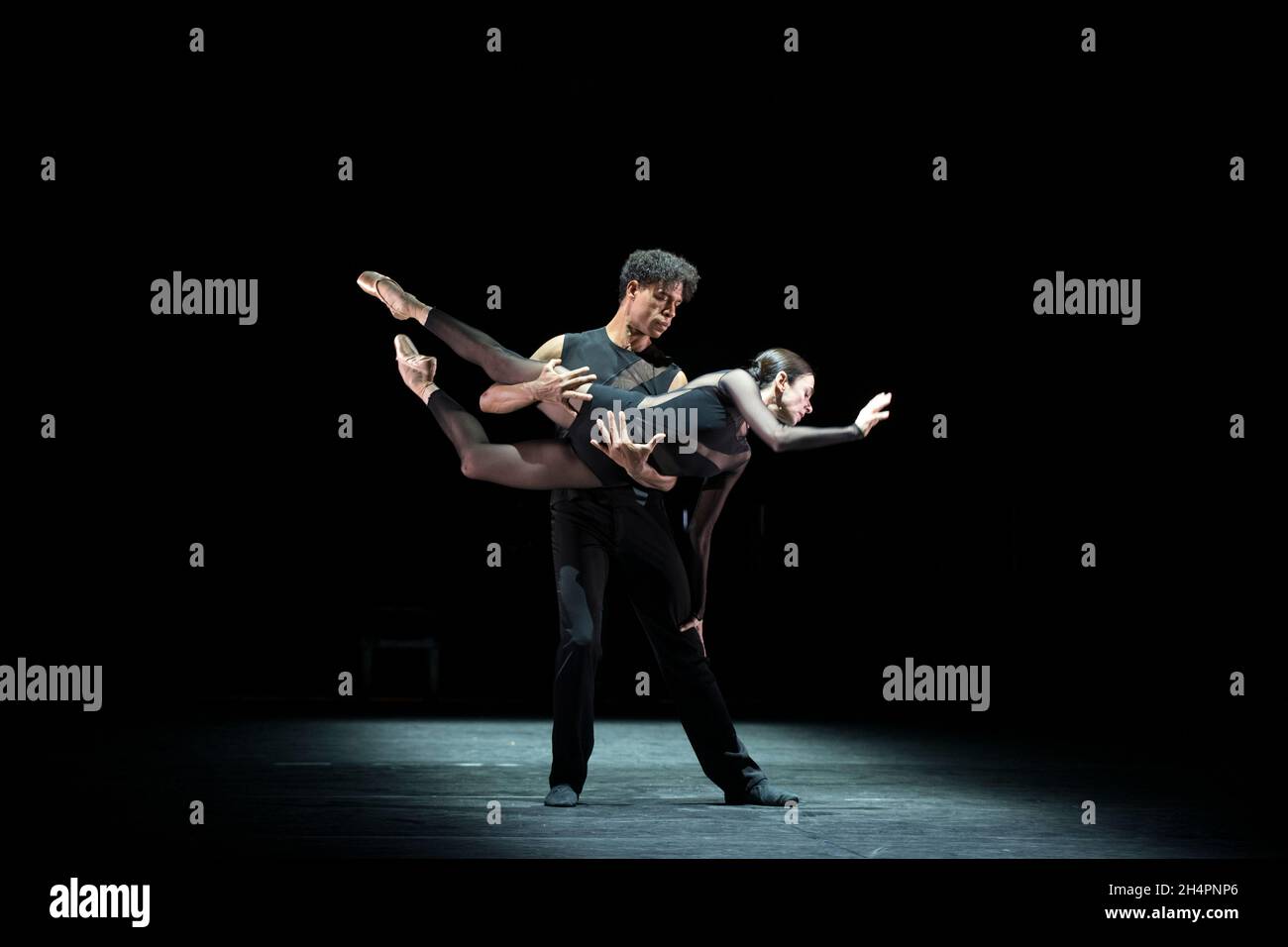Alessandra Ferri and Carlos Acosta perform the world premiere of a new ...