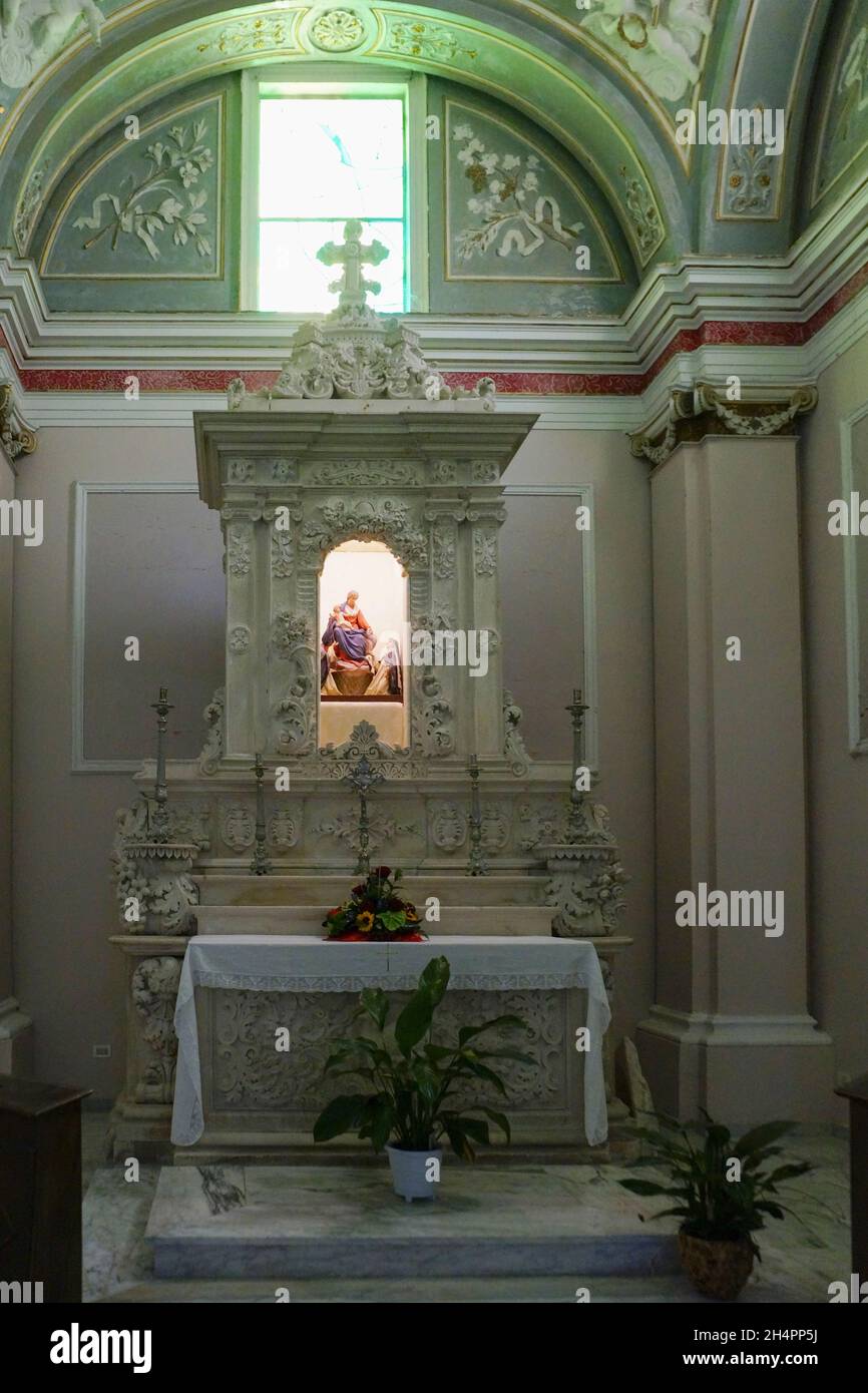 Manoppello hi-res stock photography and images - Alamy