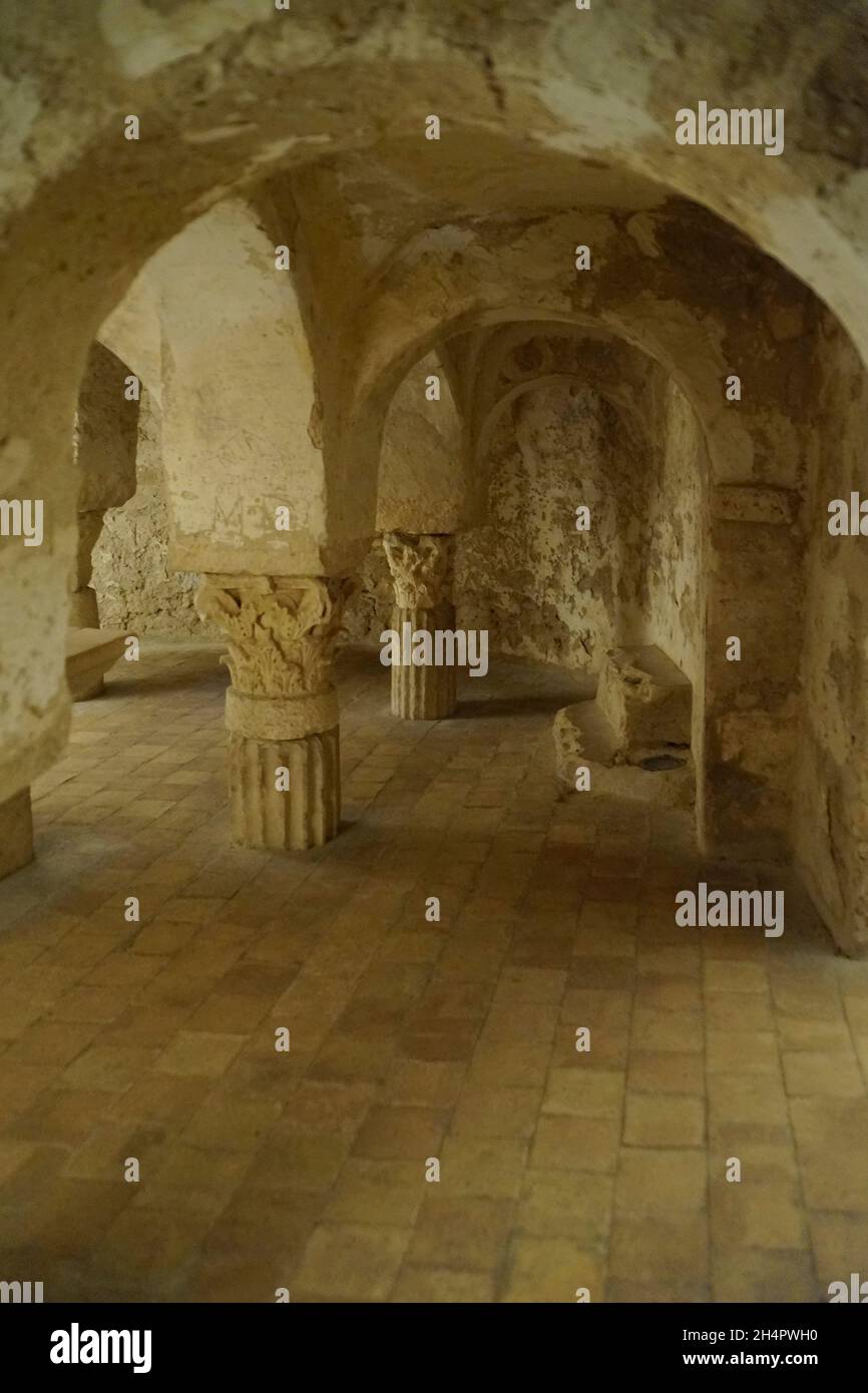 Abbey of San Clemente of Castiglione a Casauria, Crypt, Abruzzo, Italy ...