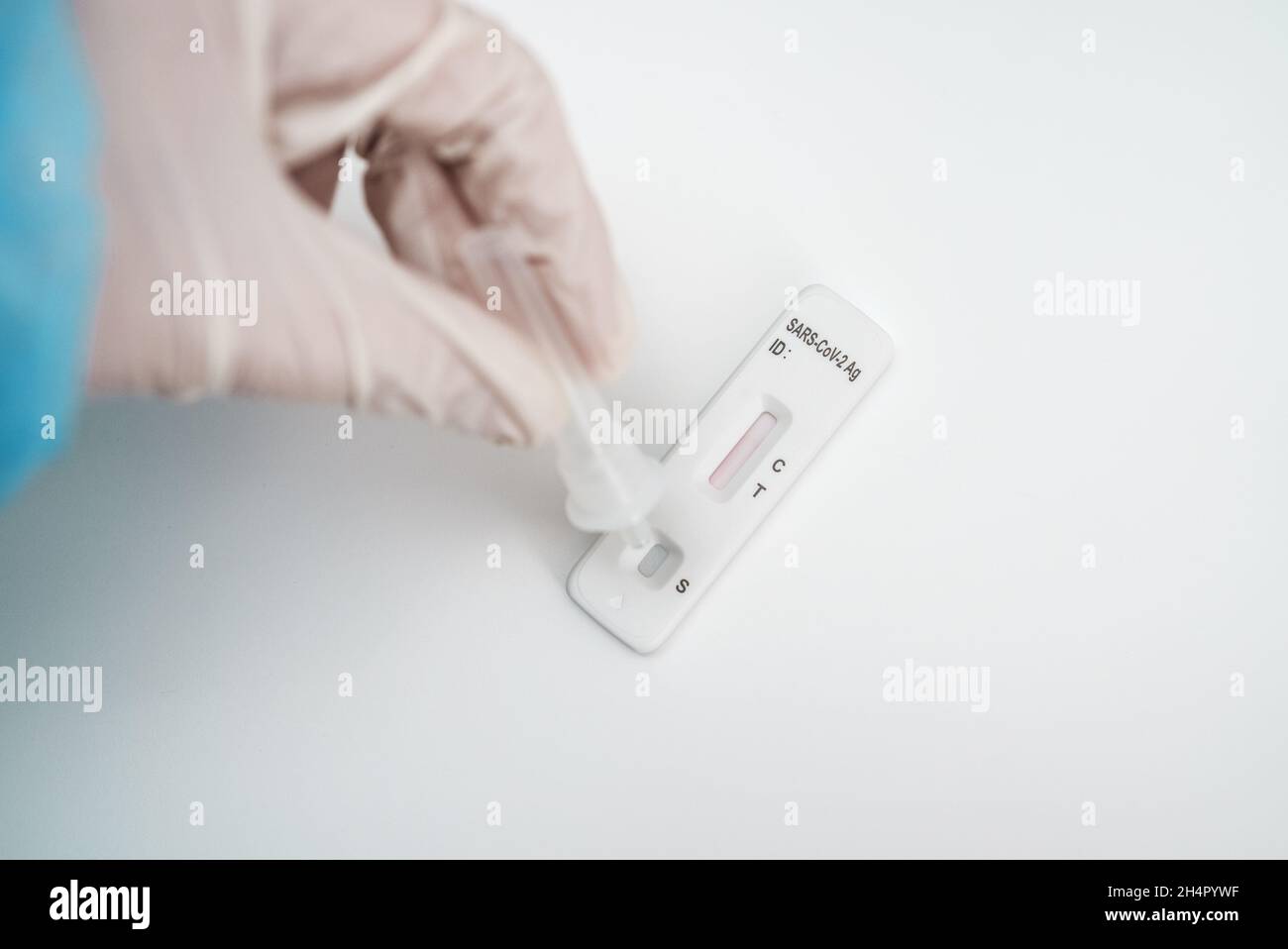 Antigen test procedure hi-res stock photography and images - Alamy