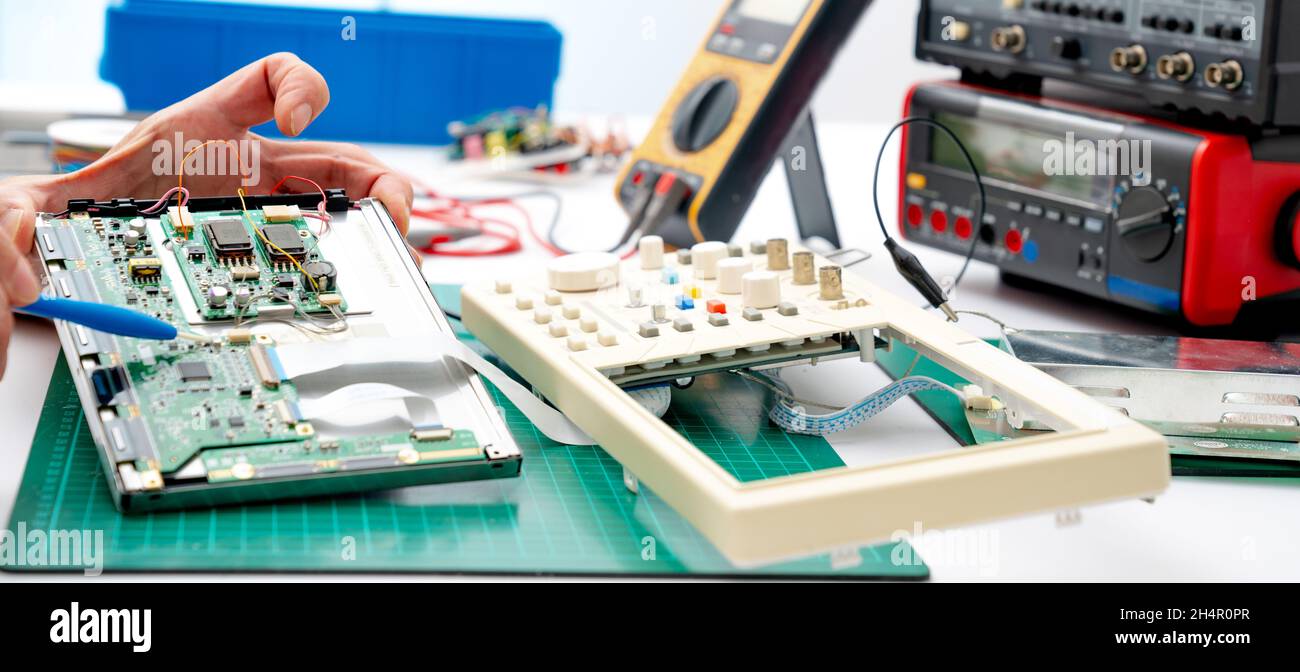 Repair of a medical measuring device in a laboratory Stock Photo - Alamy