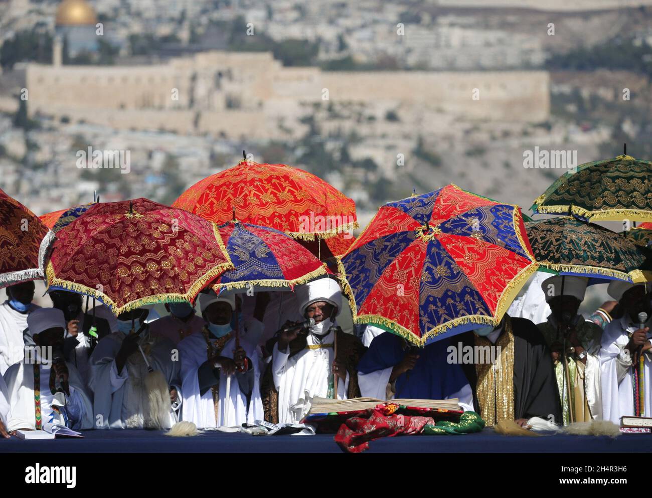 Jerusalem. 4th Nov, 2021. Ethiopian Jews participate in a ceremony ...